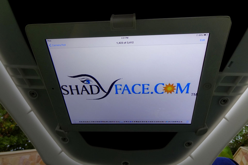 ShadyFace | Mobile Device and Tablet Viewing Travel Shade